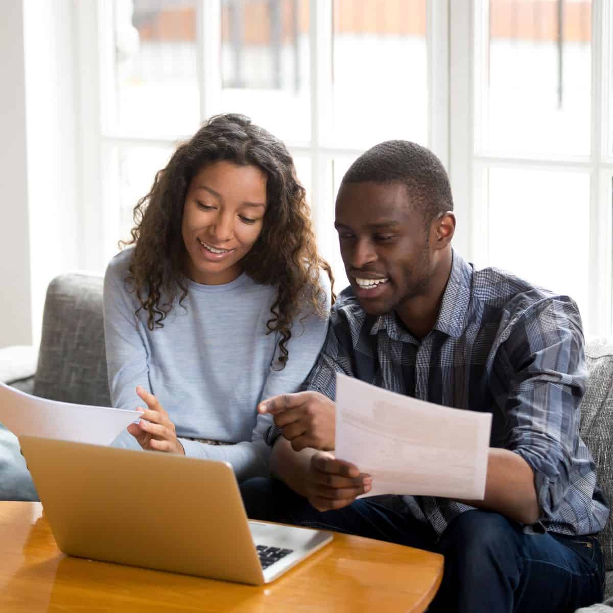 How to have a weekly relationship meeting | My Sweet Home Life